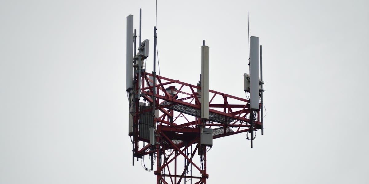 Communication Systems: Understanding Signals and Transmission - IGNOU ...